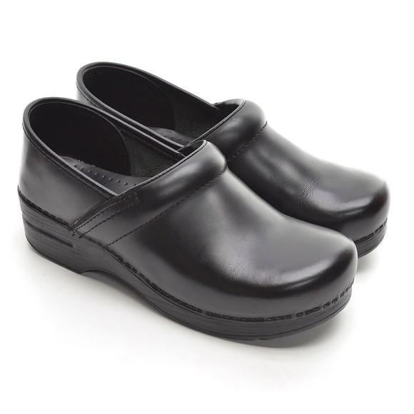 Dansko | Shoes | Dansko Professional Stapled Black Leather Clogs 4 ...